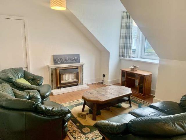 2 Bedroom Flat