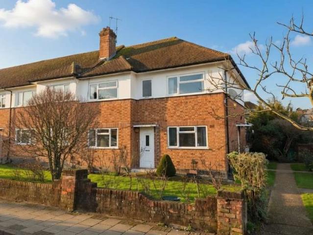 2 Bedroom Flat