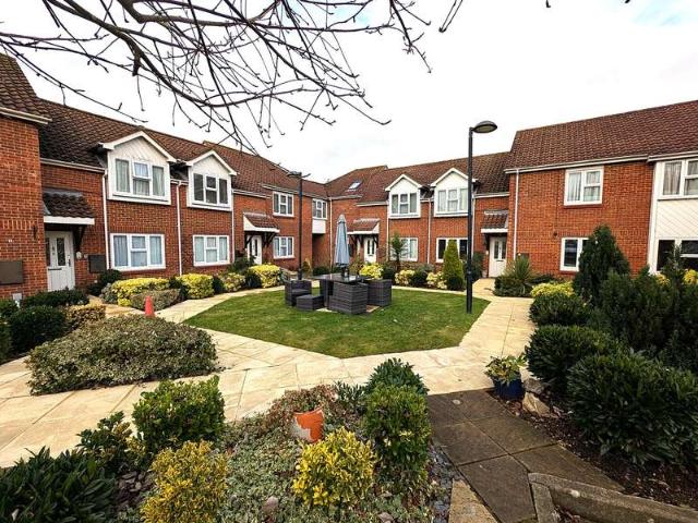2 Bedroom Flat