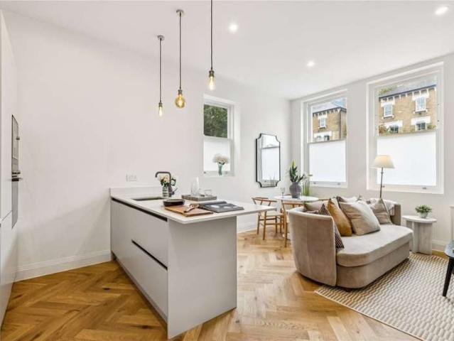 2 Bedroom Flat