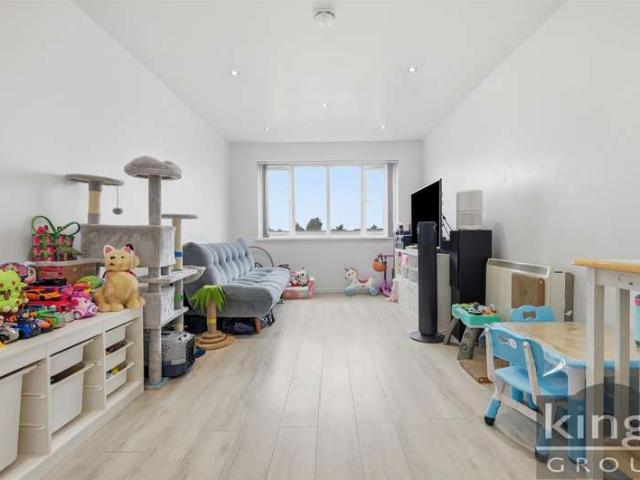 2 Bedroom Flat
