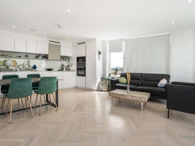 2 Bedroom Flat