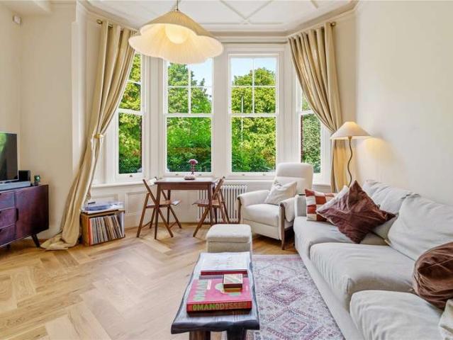 2 Bedroom Flat