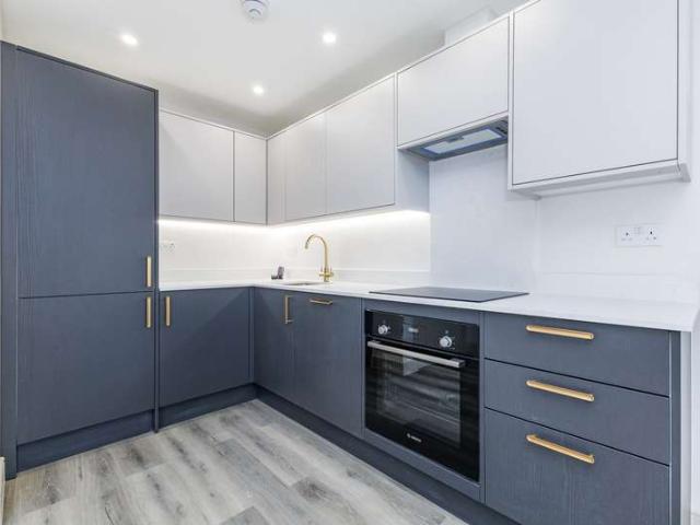 2 Bedroom Flat