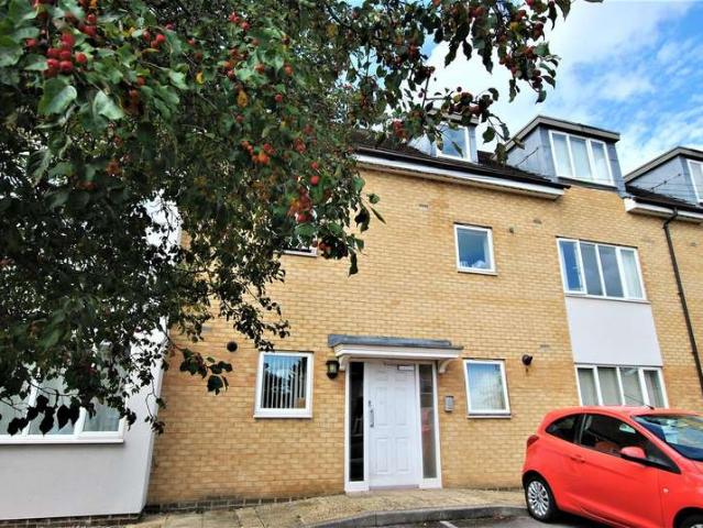 2 Bedroom Flat