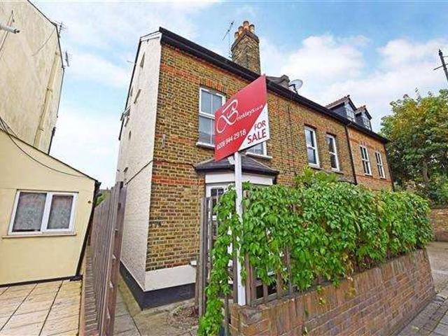 2 Bedroom Flat