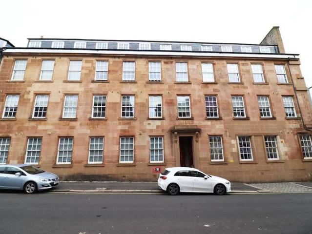 2 Bedroom Flat