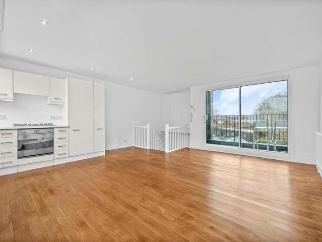 2 Bedroom Flat