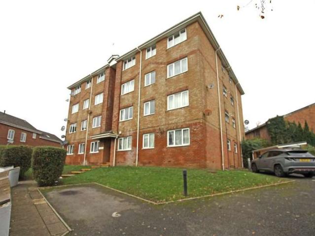 2 Bedroom Flat