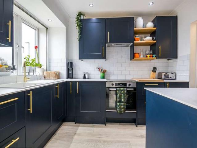 2 Bedroom Flat