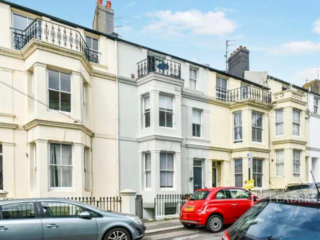 2 Bedroom Flat