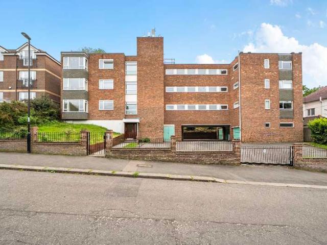 2 Bedroom Flat