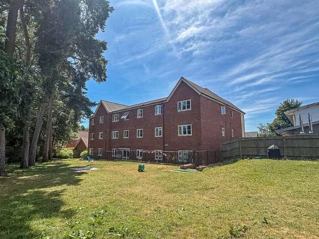 2 Bedroom Flat