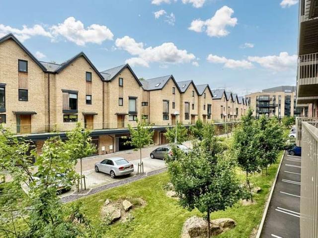 2 Bedroom Flat