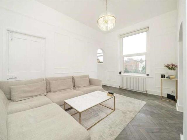 2 Bedroom Flat