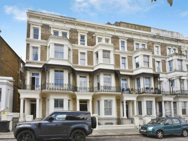 2 Bedroom Flat