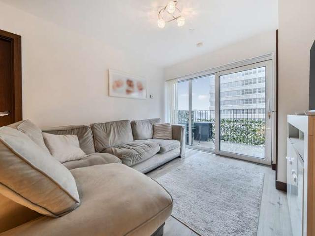 2 Bedroom Flat