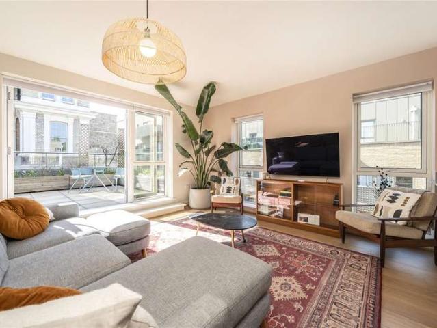 2 Bedroom Flat
