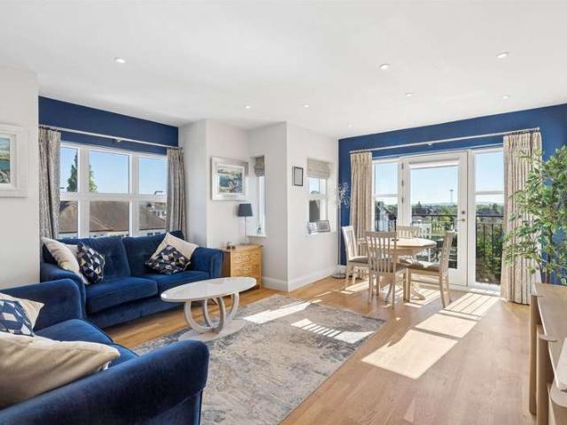 2 Bedroom Flat