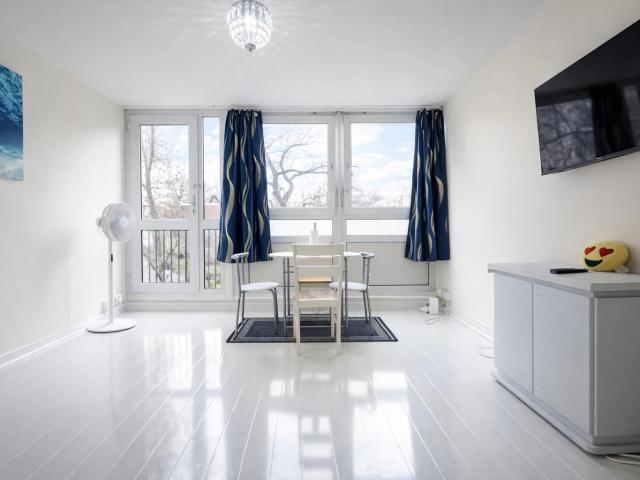 2 Bedroom Flat