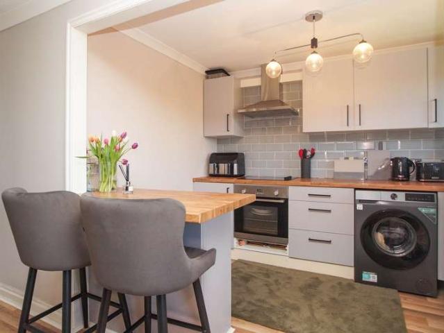 2 Bedroom Flat