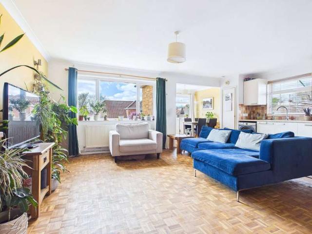 2 Bedroom Flat