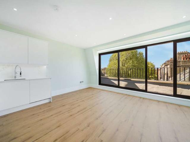 2 Bedroom Flat