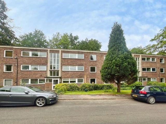 2 Bedroom Flat