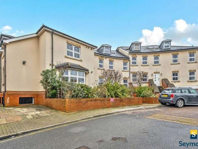 2 Bedroom Flat