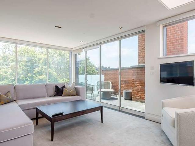 2 Bedroom Flat