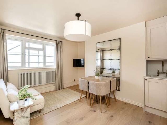 2 Bedroom Flat