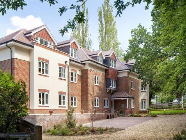 2 Bedroom Flat