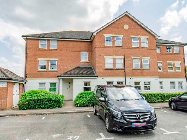 2 Bedroom Flat