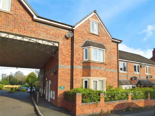 2 Bedroom Flat