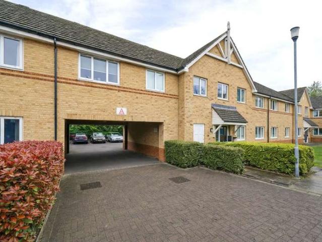 2 Bedroom Flat