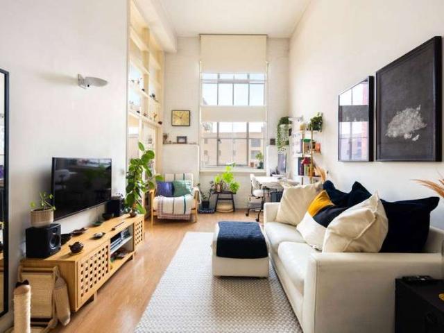 2 Bedroom Flat