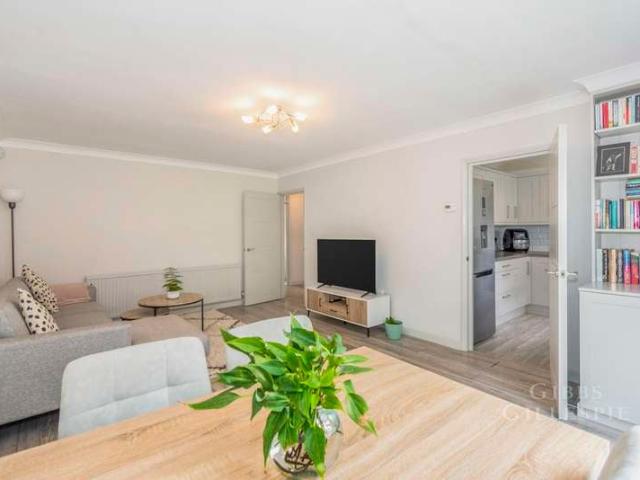 2 Bedroom Flat
