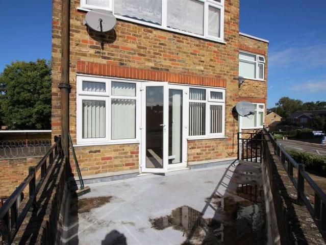 2 Bedroom Flat