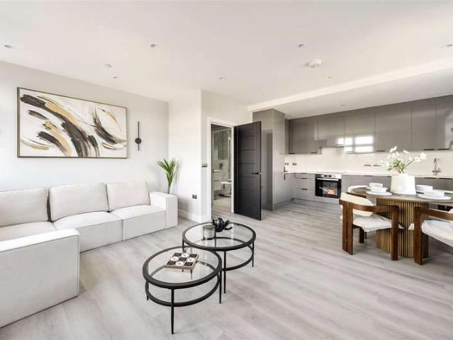 2 Bedroom Flat