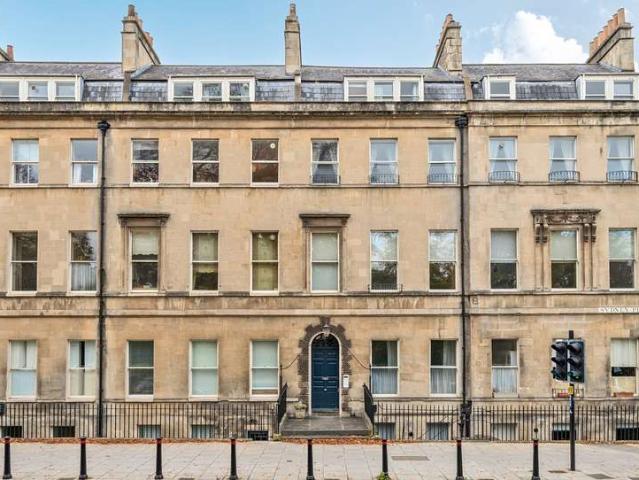 2 Bedroom Flat