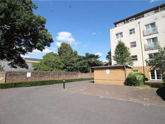 2 Bedroom Flat