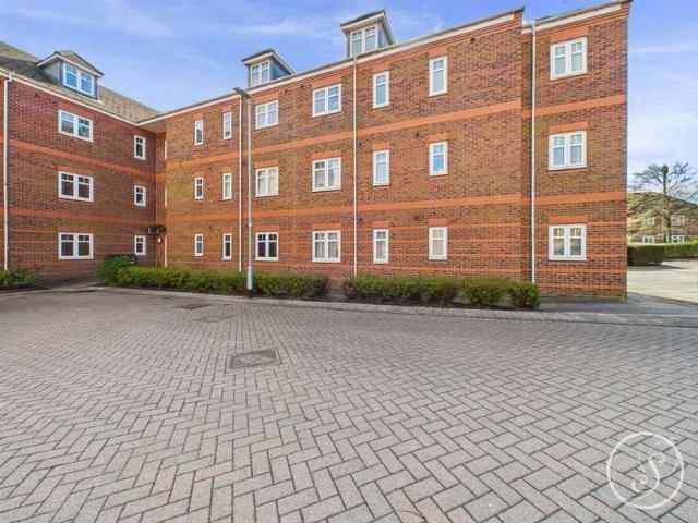 2 Bedroom Flat
