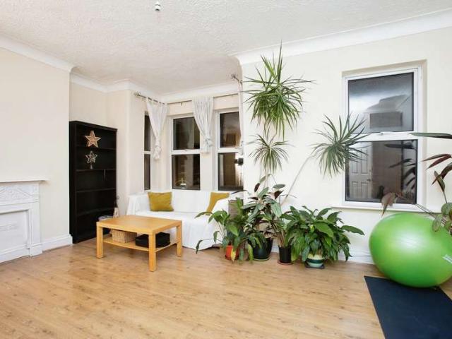 2 Bedroom Flat