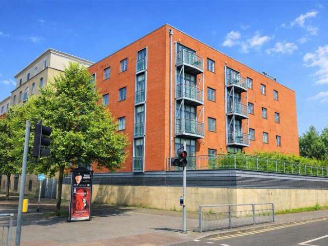 2 Bedroom Flat