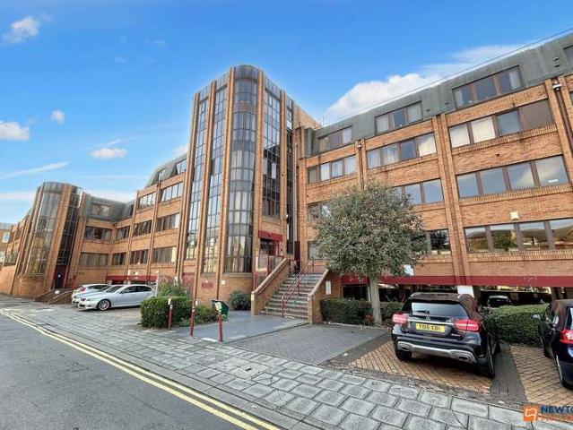 2 Bedroom Flat