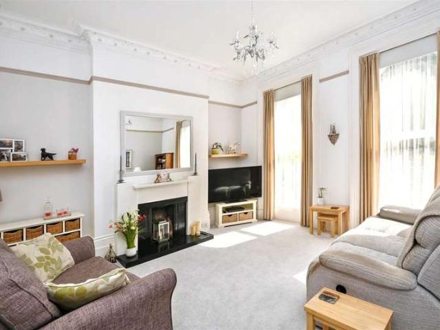 2 Bedroom Flat