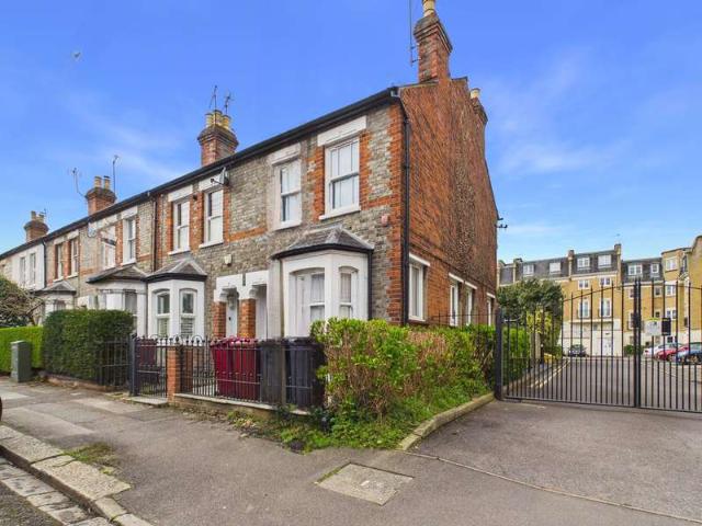 2 Bedroom Flat