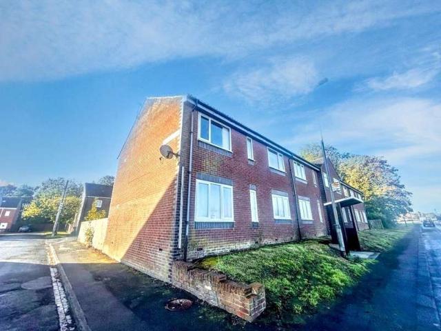 2 Bedroom Flat