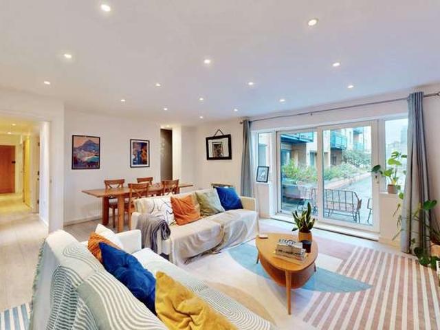 2 Bedroom Flat