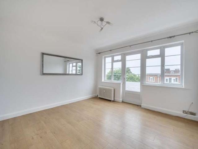 2 Bedroom Flat